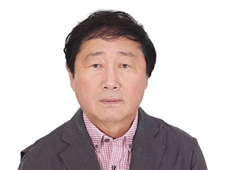 김성일 충주시청 복싱 감독 체육훈장 맹호장 받아