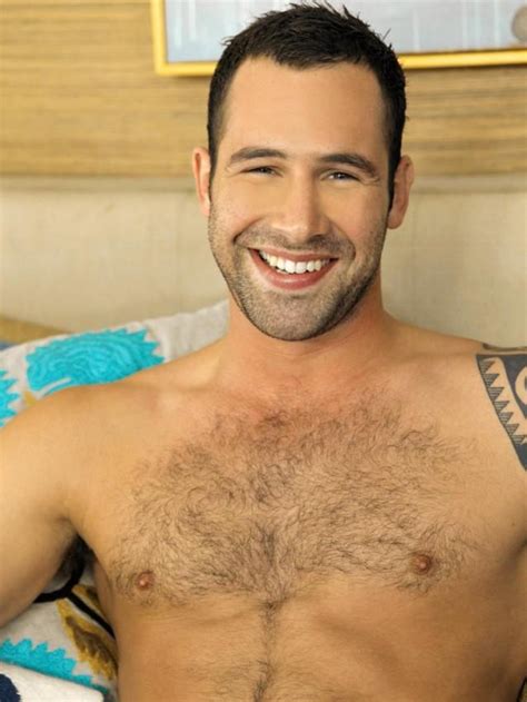 Ryan Stacks Nipodtones