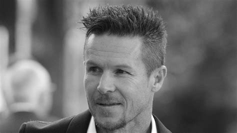 Extremsportler Felix Baumgartner Starb Bei Aufprall Sternde