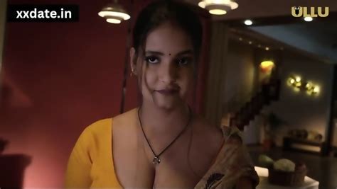 Maami Ne Lund Hillate Hue Dekha Fir Sex Kiya Hindi Eporner