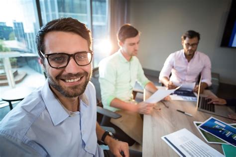 Premium Photo Man Smiling At Camera Premium Photo Man Smiling At Camera