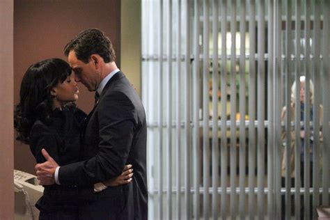 Scandal Stars Kerry Washington Tony Goldwyn On Favorite Olitz Moments