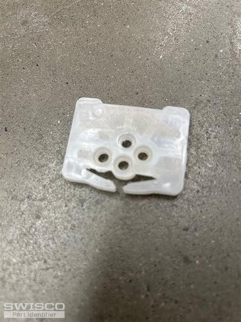 Mirror Bypass Door Guide Top