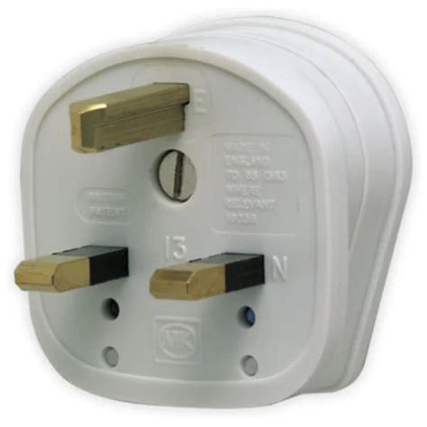 Mk Electric 647whi Extension Leads And Plugs Shop4 Electrical