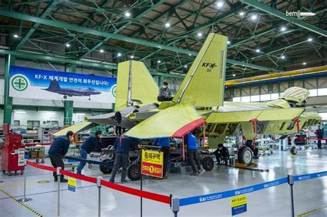31절에 공개된 엔진까지 장착한 한국형 전투기 Kf X 시제 1호기 영상포함 인스티즈instiz 이슈 카테고리