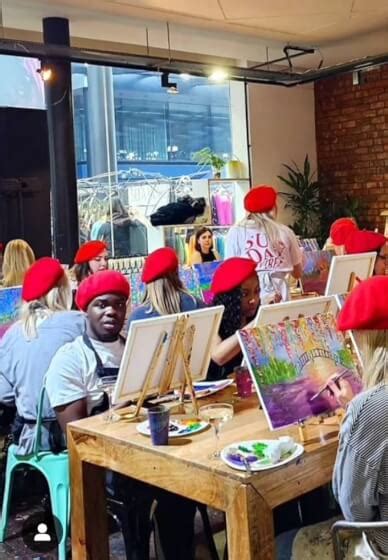 Guided Painting Class London Ts Classbento