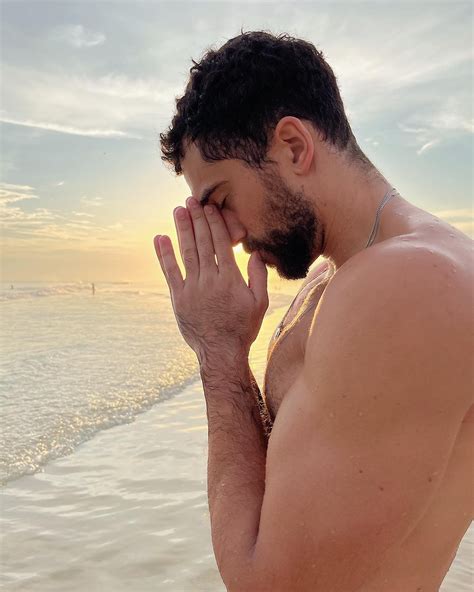 Lexa e Ricardo Vianna trocam declarações em postagem na web Minha vida meu amor