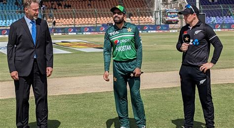Pakistan Wins Toss Elects To Bat Against New Zealand