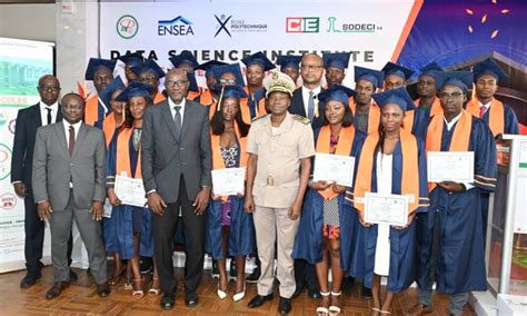 Promotion de lexcellence Les étudiants du è Master en Data Science de lINPHB choisissent le