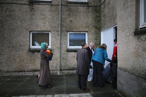 Refugee Crisis Syrian Migrant Families Arrive On Remote Isle Of Bute