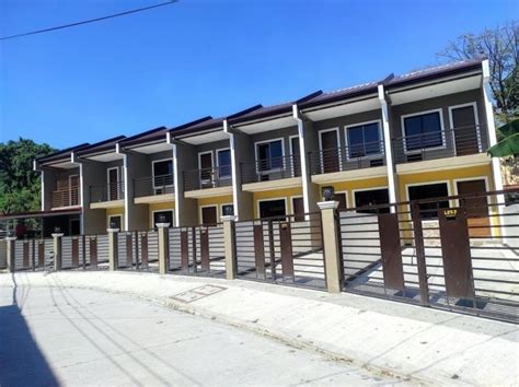 For Sale 2 Storey Townhouse In Pulang Lupa Dos Las Piñas City