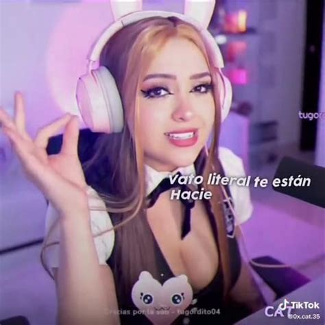 Pin En Guardado Rápido En 2024 Famosas Guapas Chicas Gamers Famosos