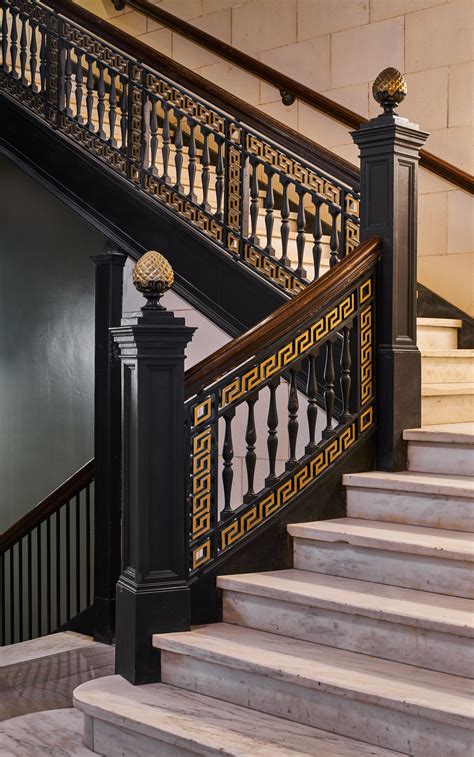 Home Hotel David Whitney