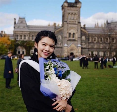 加拿大多倫多大學傳媒與西方藝術史專業漂亮女生 每日頭條