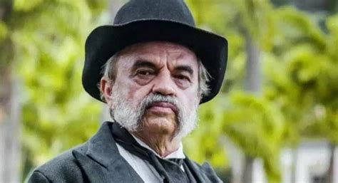 Ator José Dumont é preso suspeito de estupro e armazenamento de
