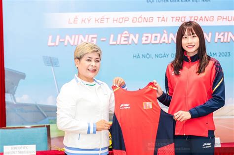 Li Ning Tiếp Tục đồng Hành Cùng Liên đoàn Điền Kinh Việt Nam