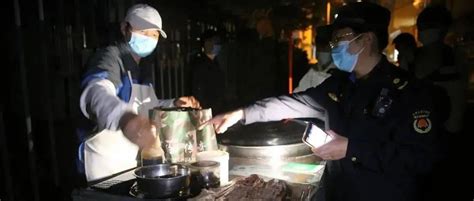 夜查占道经营，干净整洁的人居环境原来是这样打造出来的执法