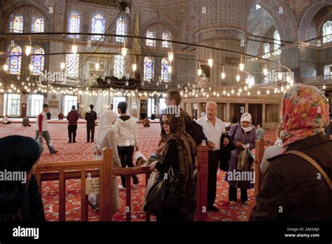 Stadtteil Sultanahmet Gebetsbereich Der Blauen Moschee Istanbul