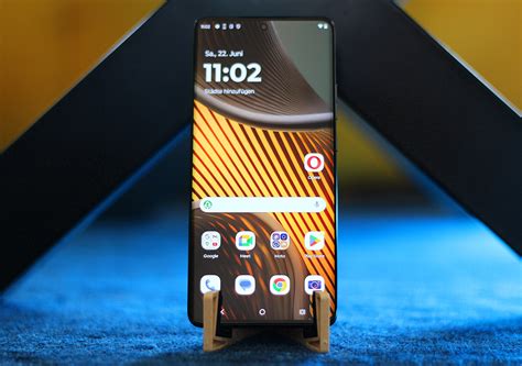 Обзор смартфона Motorola Edge 50 Ultra - Камера-перископ и огромный ...