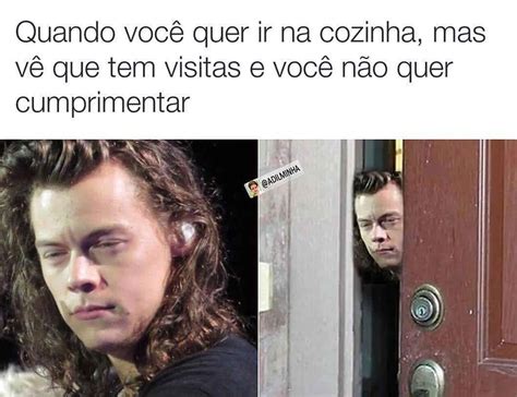 quando você quer ir na cozinha mas vê que tem visitas e você não quer