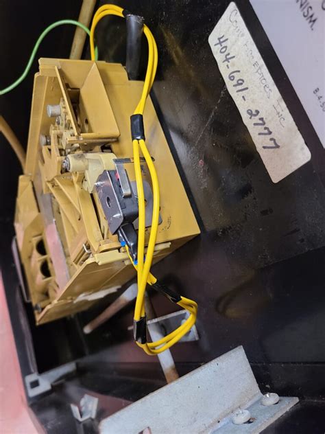 Setting An Electric Vintage Coke Machine To Free Vend Soda City Restorations