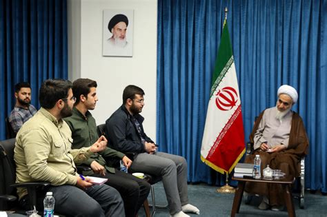 خبرگزاری حوزه تصاویر دیدار جمعی از دانشجو معلمان با نماینده ولی