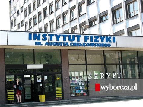 Fizycy donieśli na rektora Uniwersytetu Śląskiego Przez planowaną