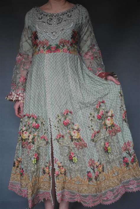 Індійське східне плаття анаркалі сарі — ціна 400 грн у каталозі Туніки Купити жіночі речі за