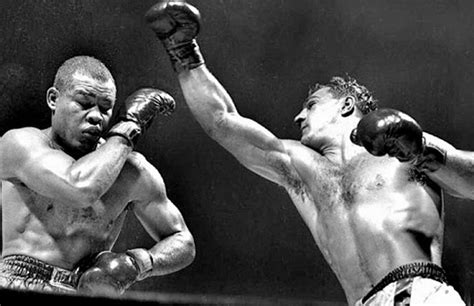 As One Boxing Era Ends Another Begins Sports History Weekly