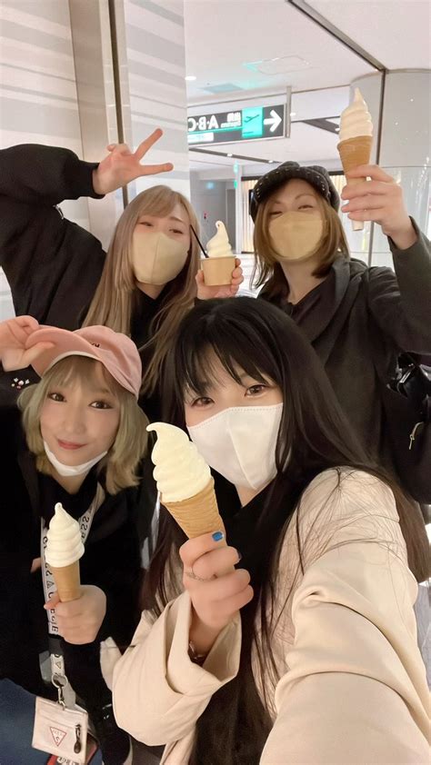 Fullmoon Official On Twitter いつもの場所で今回も無事ソフトクリームミッション達成のfullmoon💙💖💚 ️