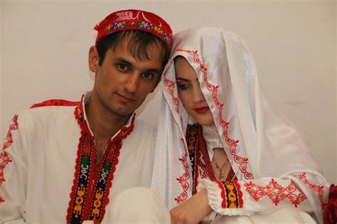 Памирские национальные платья - фото 2024 года