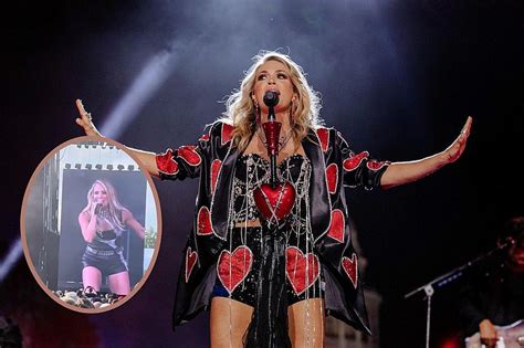 See Carrie Underwoods Setlist From Guns N Roses Show