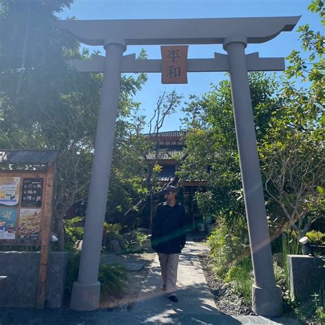 ภูตะวัน พุ่มรัก Flowtyflow • Instagram Photos And Videos