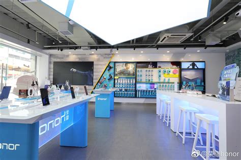 荣耀线下体验店极速布局：一个半月开张123家 荣耀 线下 体验店 ——快科技 驱动之家旗下媒体 科技改变未来