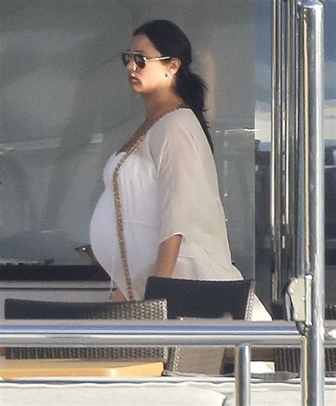 Simon Cowell And Pregnant Lauren Silverman Hanging Out On A Yacht In
