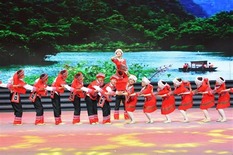 第十八届中国西部民歌（花儿）歌会在宁夏银川启幕 中国日报网