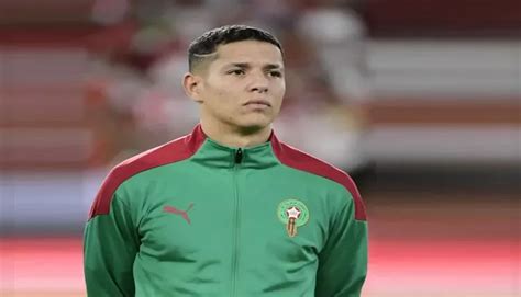 رسميا هذا هو اللاعب الذي سيعوض أمين حارث Athletic Jacket Puma