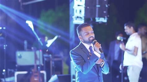 Pinna Malak නටුවෙන් ගිලිහුනු පින්න මලක් Chrishmal Halahakoon Cover Song Hot Chocolate