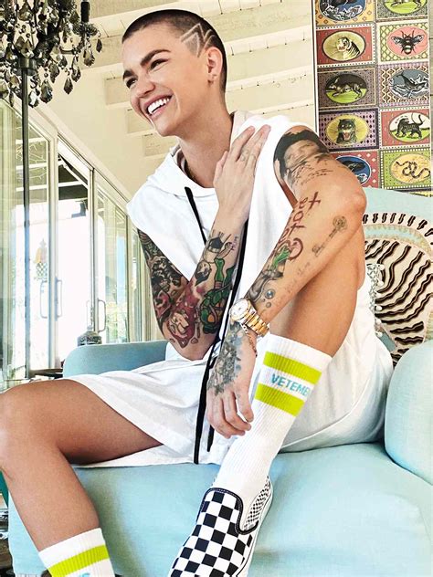 Ruby Rose Makeup Usa Saubhaya Makeup