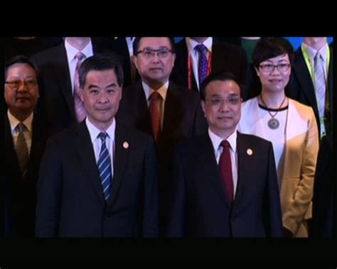 李克強博鰲論壇與港澳代表團合照 Now 新聞