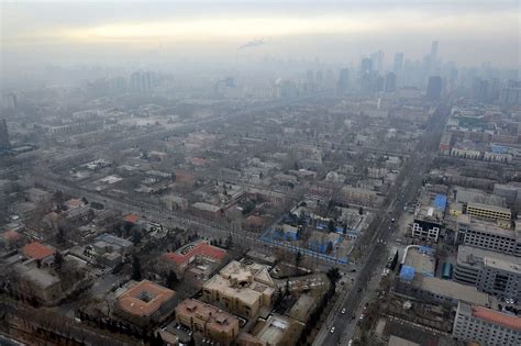 雾霾橙色预警进入第5天 特强浓雾袭扰大部地区 能源新闻网 能源新闻网 能源互联网 能源信息 能源资讯 能源大数据 智慧能源 清洁