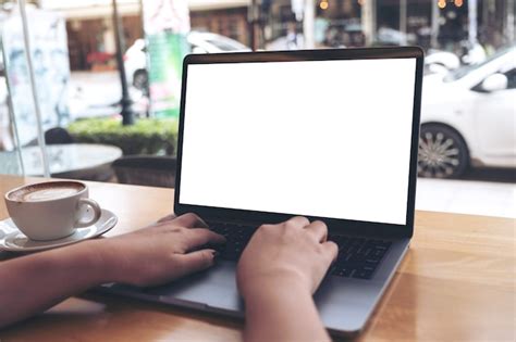Premium Photo Hand Using Mockup Computer Laptop