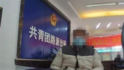妻子被大龄男青年搭讪3次，丈夫愤怒暴打男子，男子：不知她已婚手机新浪网