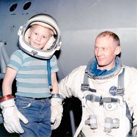 Buzz Aldrin Is Obsessed With Mars His Son Is Helping Get Humans There