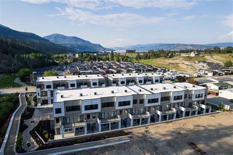 Spland Rd Townhomes — Ntityix Development Corp