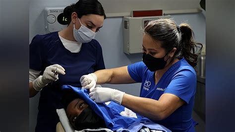 Prime Video Dr Pimple Popper Season 5