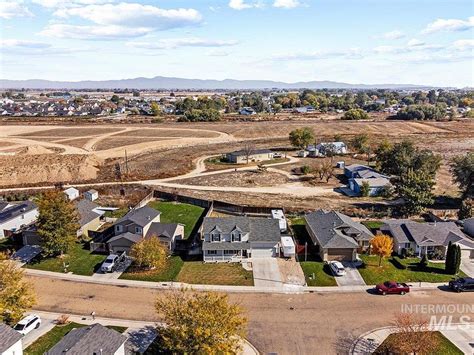 5021 Ormsby Ave Caldwell ID 83607 MLS 98893254 Zillow