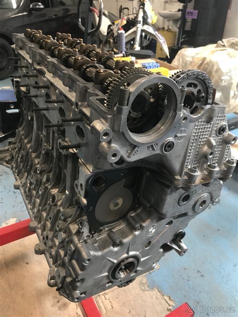 Prodám Motor Bmw M57d30 306d3 E6x E7x E8x E9x Hodonín Bazoš Cz