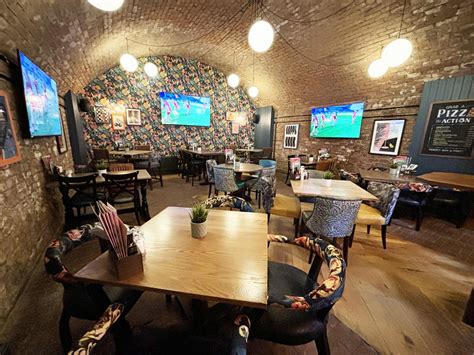 A Look Inside The Kings Ransom In Sale — Life In Sale