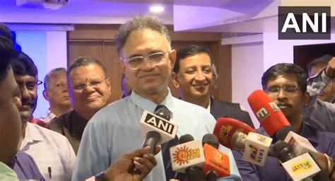 Know About Vande Bharat Sadharan Metro And Sleeper Trains And Their Launch